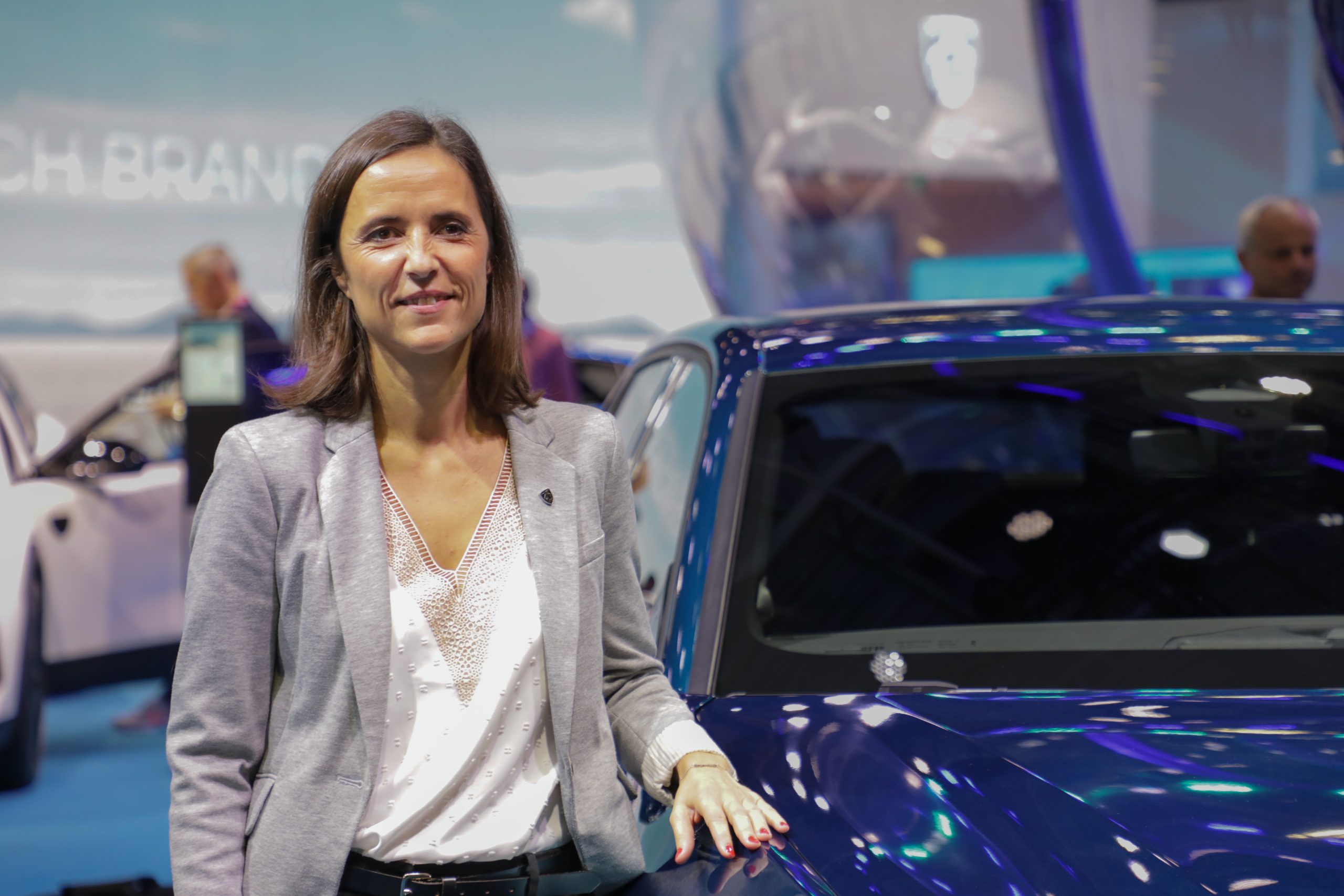 Peugeot 408, la berline d’une nouvelle ère – Interview d’Aurélie ...